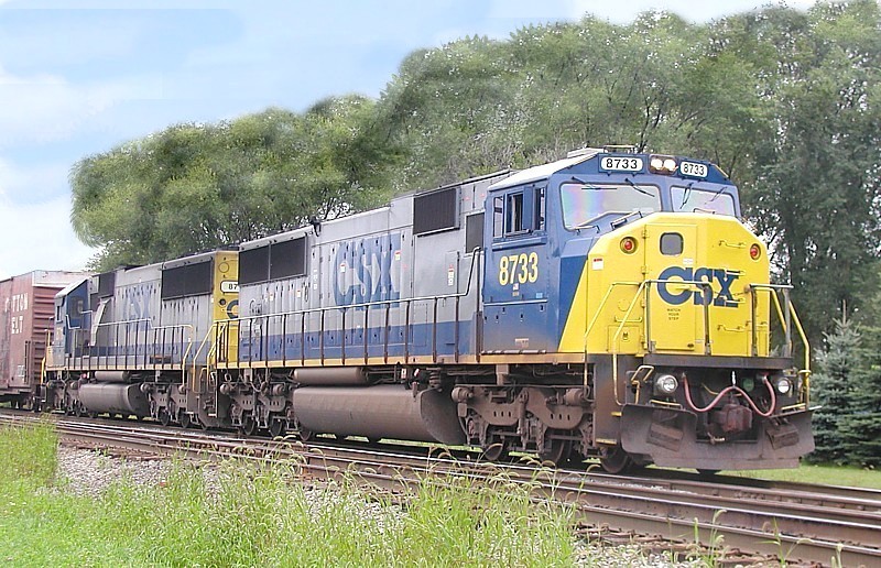CSX 8733